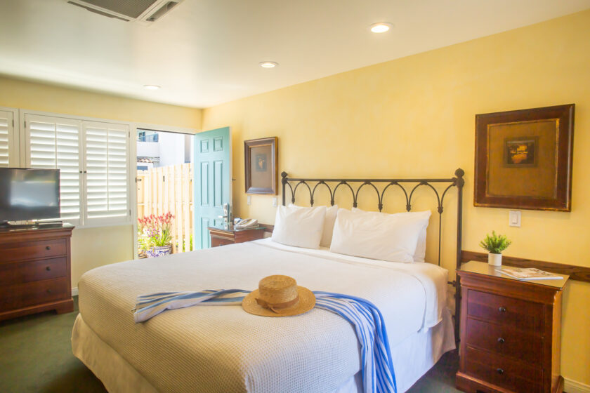 Castillo Inn at the Beach - Visit Santa Barbara